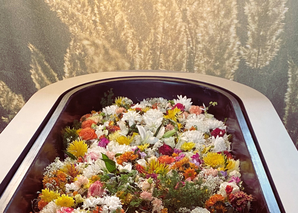 Reerdigung im Trauerfall: Ablauf und Abschiednahme | MEINE ERDE